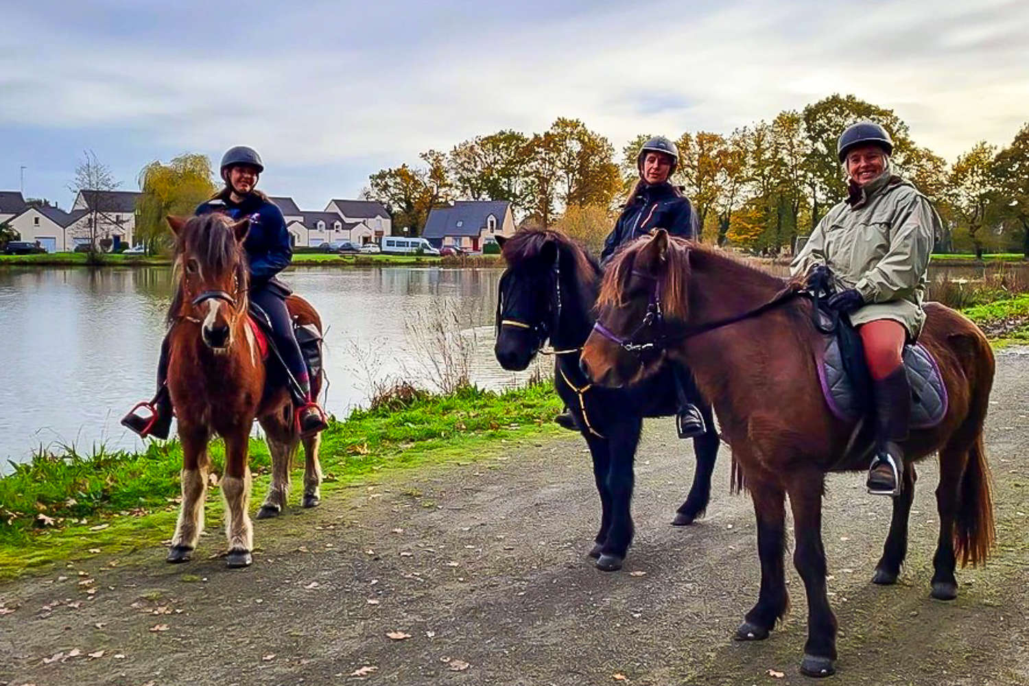 Randonnée à cheval : les villages du Poitou en France | Cheval d'Aventure