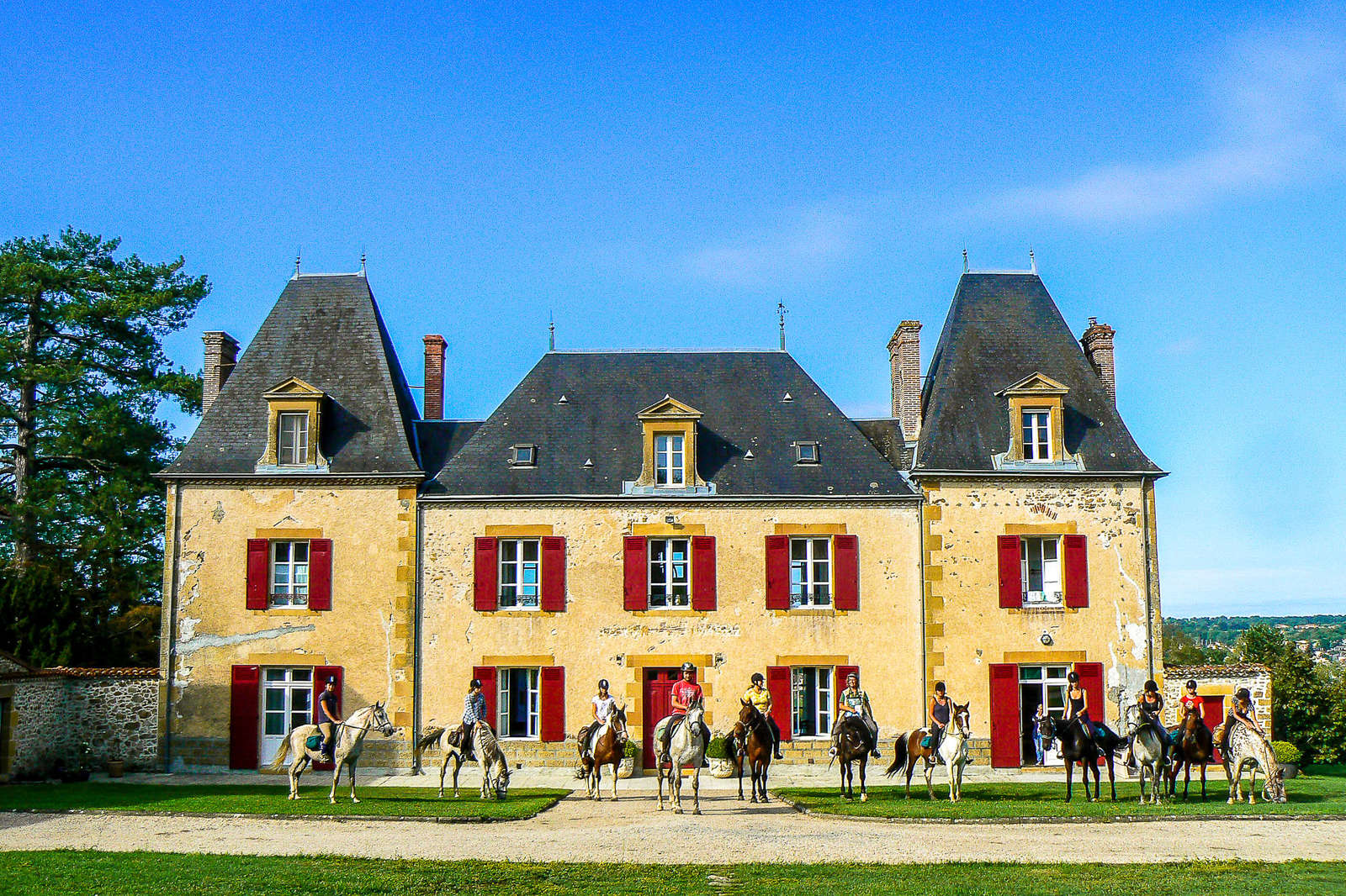 Découvrez à cheval le Poitou-Charente | Cheval d'Aventure